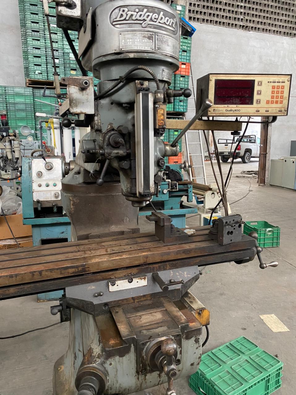 - FRESADORA BRIDGEPORT 9