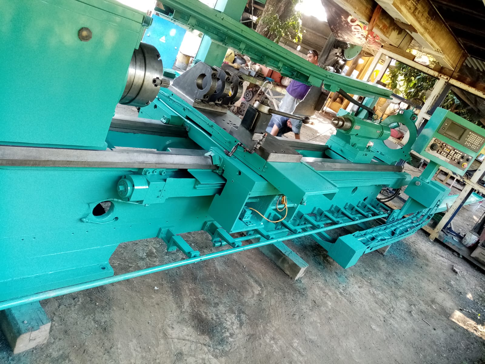 - TORNO-CNC-26x6-RYAZAN-CONTROL-CNC-GE-FANUC-18-T-26-SOBRE-LA-CAMA-13