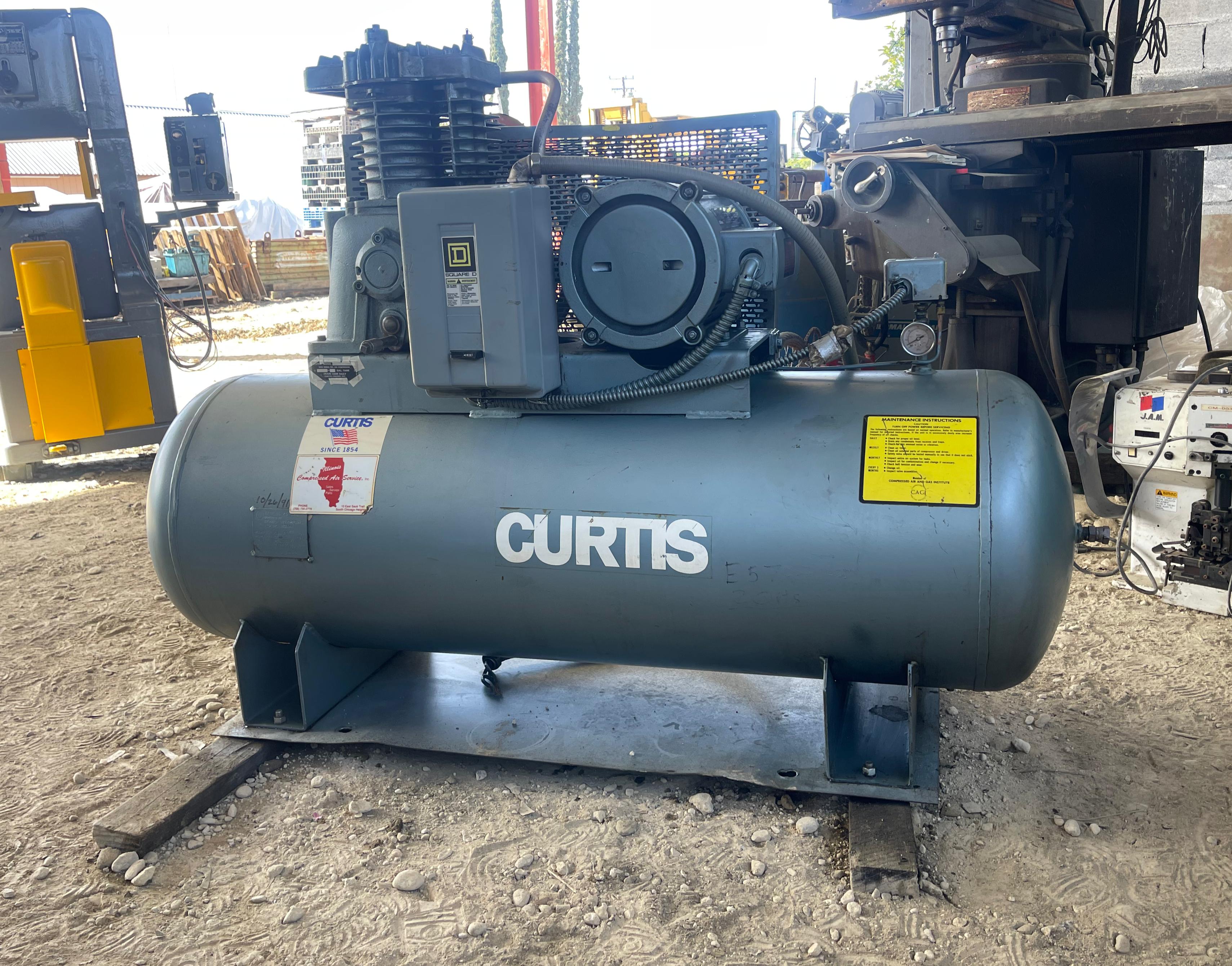 - COMPRESOR-HORIZONTAL-DE-PISTON-CURTIS-7.5-HP