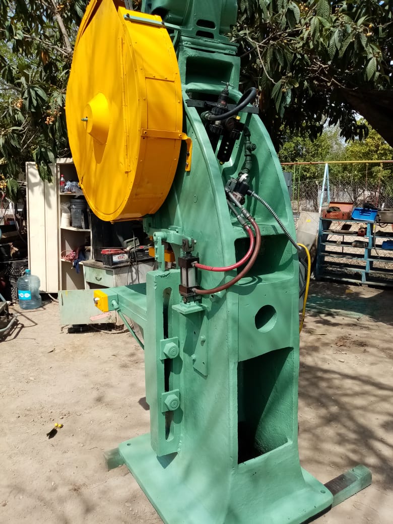 - TROQUELADORA BLISS 40